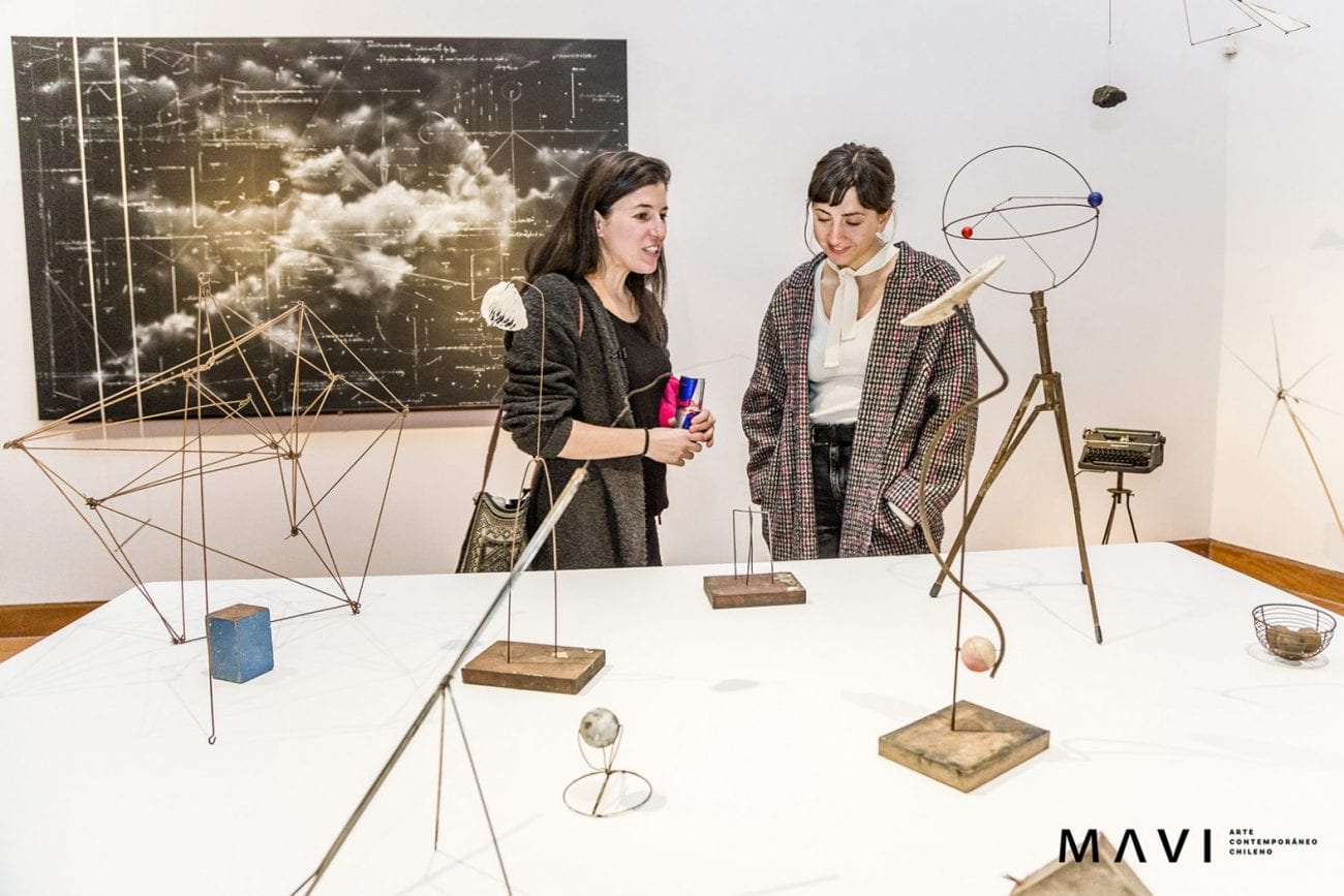 Exposición “Construcciones imposibles” de María Edwards en el MAVI ...